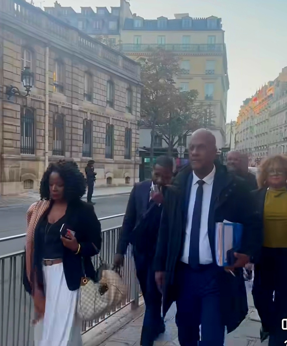 BREF !!! - Bondamanjak